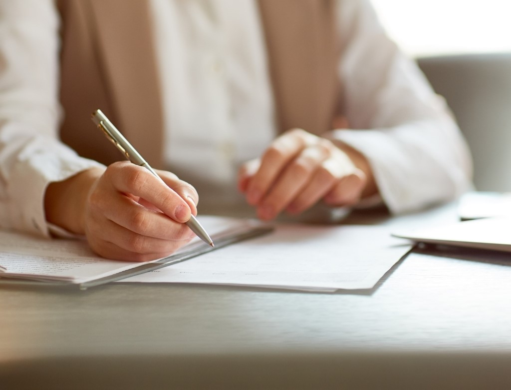 What Is A Virtual Real Estate Transaction Coordinator? - Virtudesk